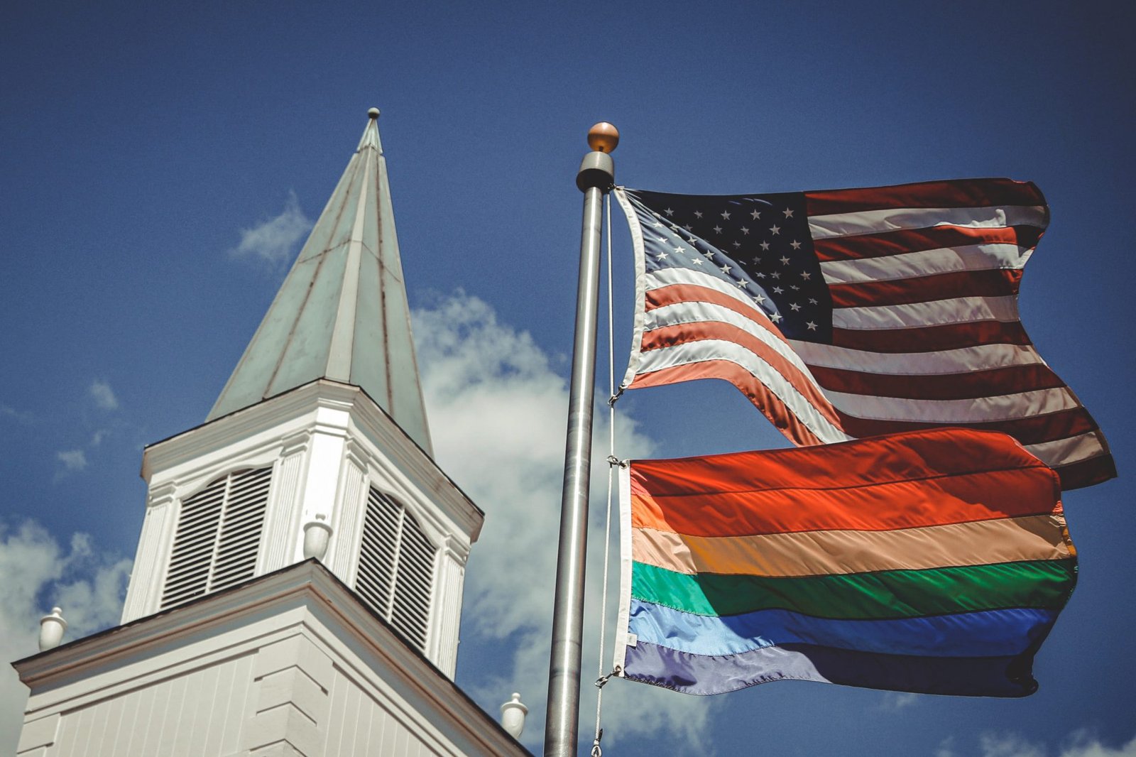 2.1 Gereja-Gereja di Amerika dan LGBT | Berita Agama Kristen di Amerika ...